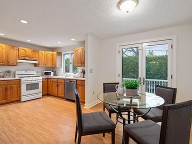 168 Brook Farm Rd #168, West Roxbury, MA 02132 | Zillow