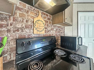 1093 Bel Fire Tower Rd, Reeves, LA 70658 | Zillow