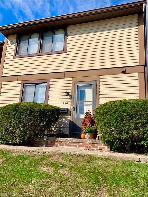 926 Hampton Ridge Dr, Akron, OH 44313 | Zillow