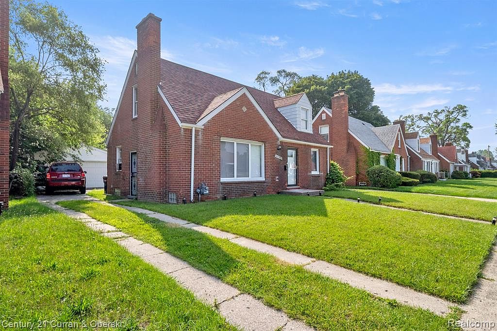 18482 Hubbell St, Detroit, MI 48235 | Zillow