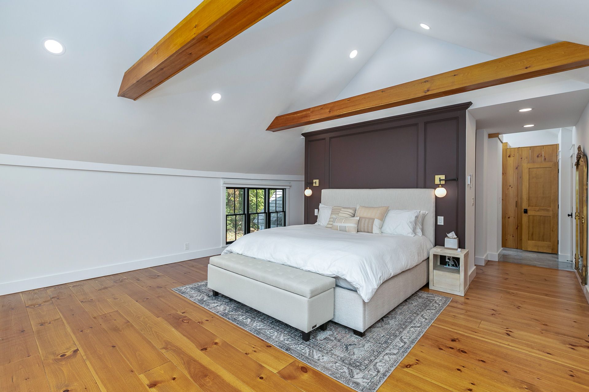 6 Moriches Ave, East Moriches, NY 11940 | Out East