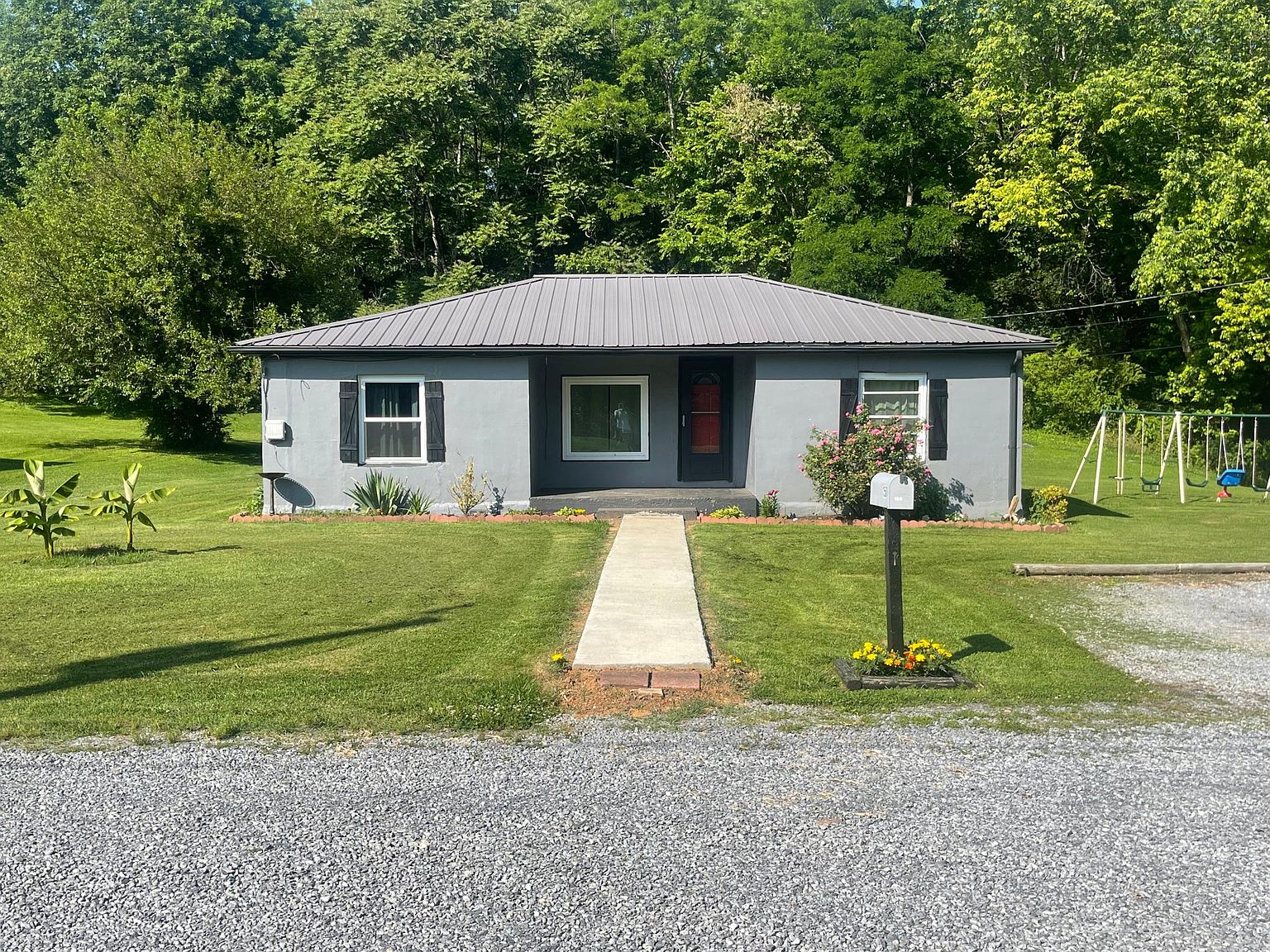 150 Jackson Ln, Bristol, VA 24201 | Zillow