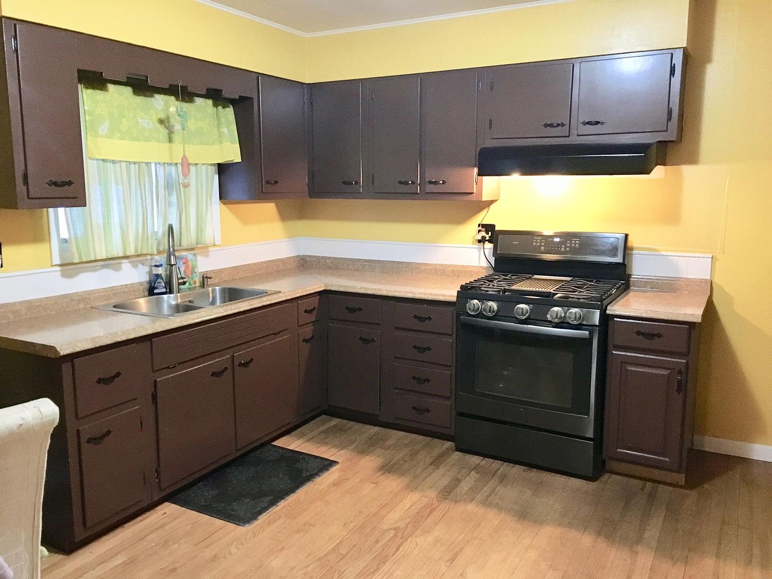 16 Triangle St #1, Danbury, CT 06810 | Zillow