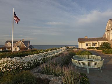 187 Mishaum Point Rd, Dartmouth, MA 02748 | Zillow