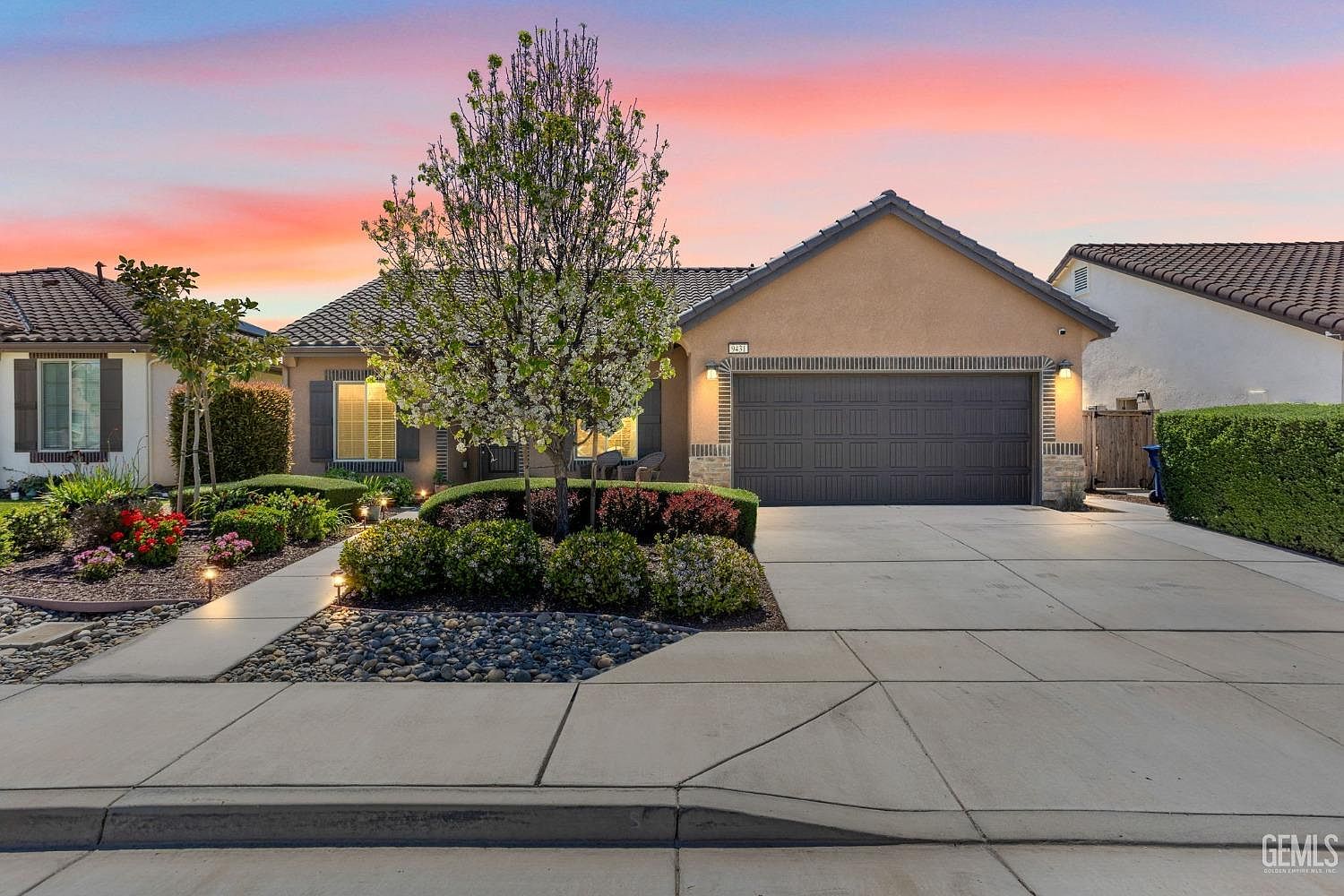 9431 Woodbrook Dr, Shafter, CA 93263 | Zillow