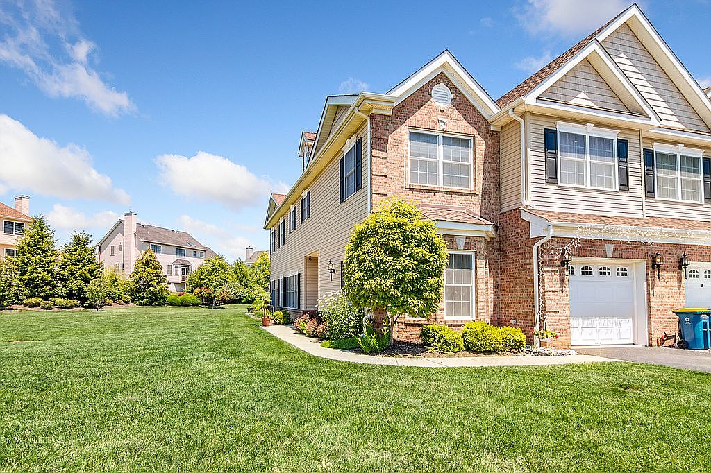 8 Morgan Way, Monroe Township, NJ 08831 | Zillow
