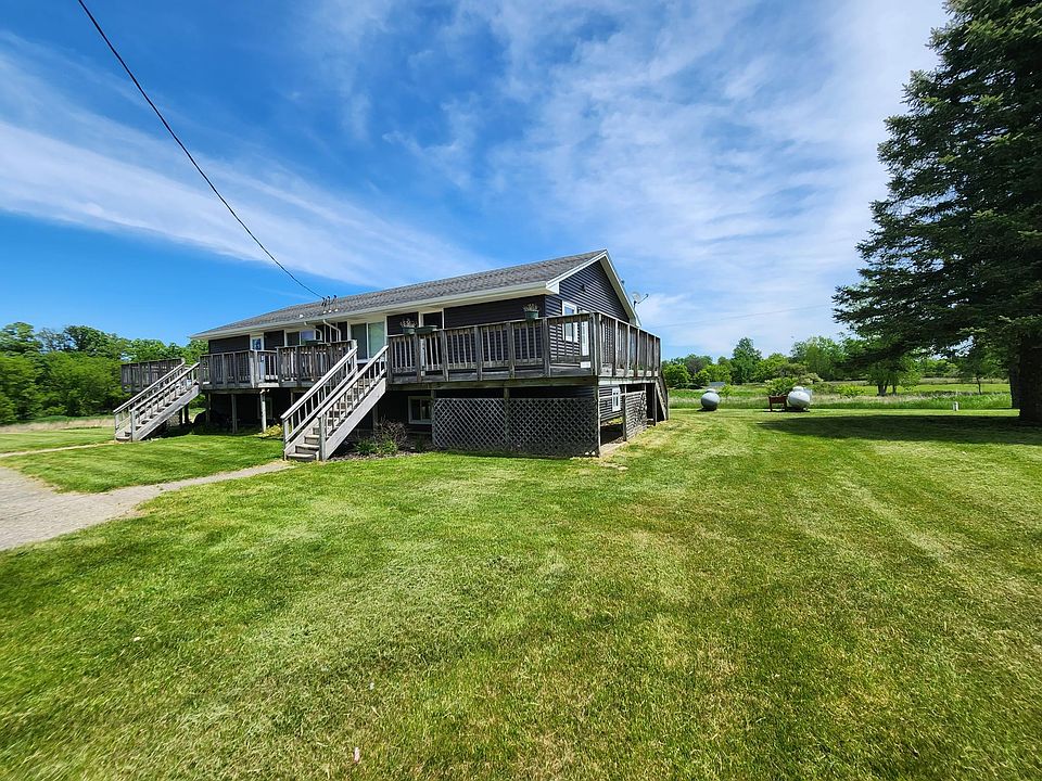 11560 N Fowlerville Rd, Fowlerville, MI 48836 | Zillow