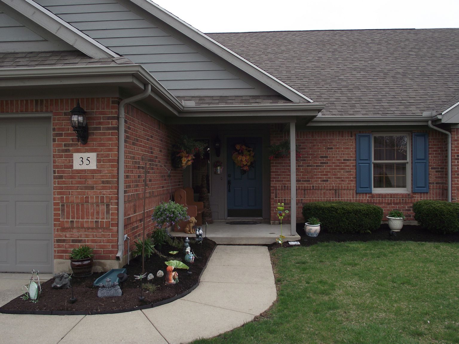 35 Carriage Crossing Way, Troy, OH 45373 | Zillow