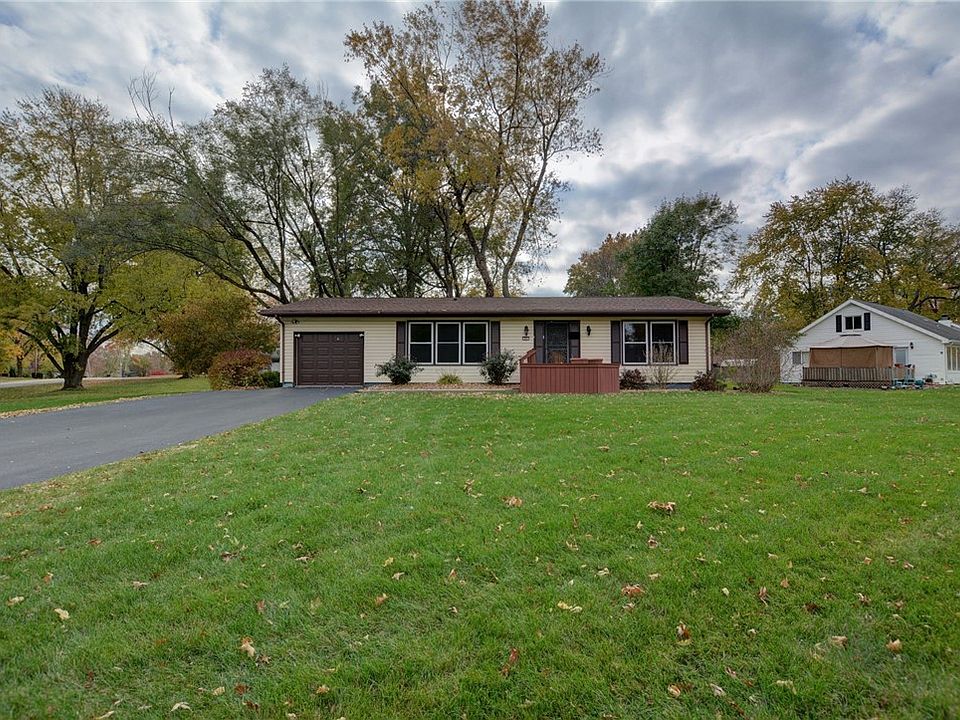 51 Larry Dr, Decatur, IL 62526 | Zillow