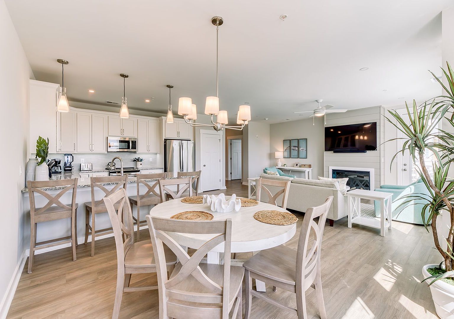 1703 Paget Rd UNIT 203, Kill Devil Hills, NC 27948 | Zillow