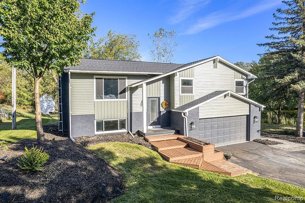 9385 Ruby Rd, Holly, MI 48442 | MLS #20240075028 | Zillow
