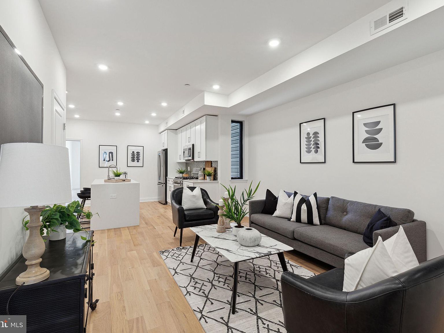 1432 N Franklin St UNIT 2, Philadelphia, PA 19122 | Zillow