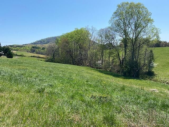 15 Summer Time Ln, Vinton, VA 24179 | Zillow