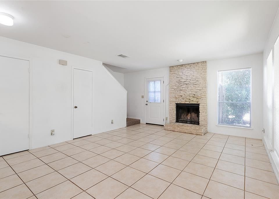1407 Camp Craft Rd APT D, Austin, TX 78746 | Zillow