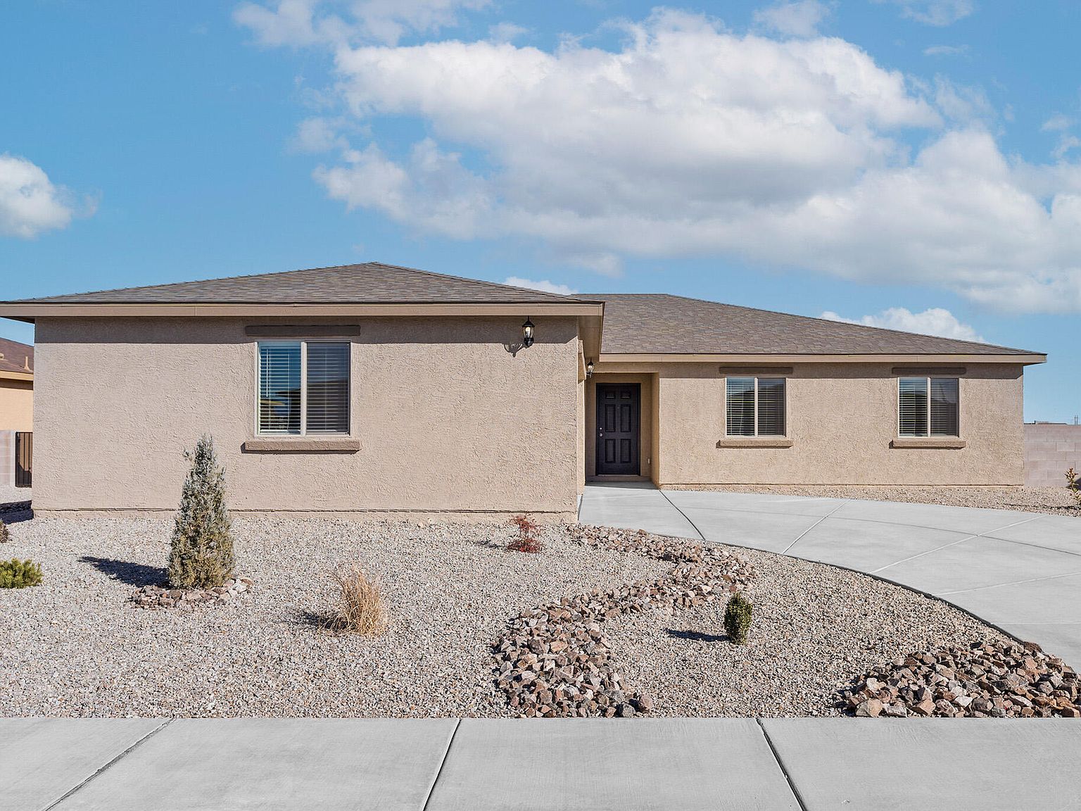 2516 Desi Loop, Belen, NM 87002 | Zillow