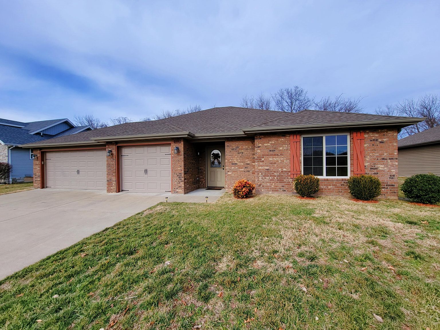 2003 W Mcclernon Street, Springfield, MO 65803 | Zillow