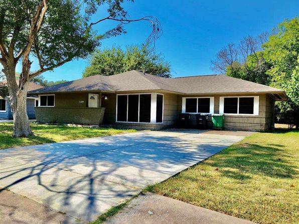 Ranch Style - Houston TX Real Estate - 80 Homes For Sale | Zillow
