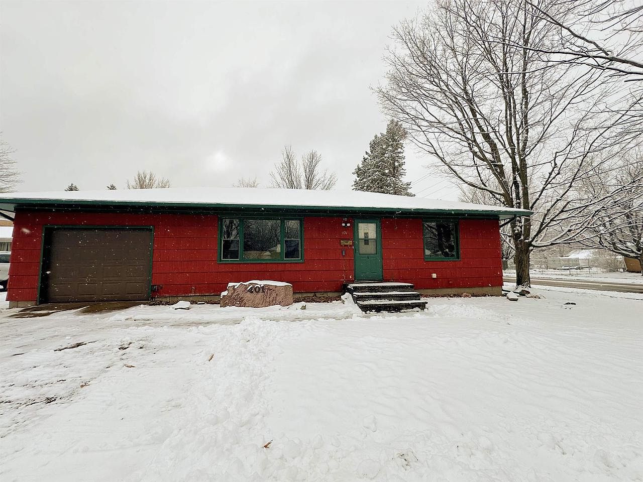 401 LAWRENCE AVENUE, Schofield, WI 54476 | Zillow