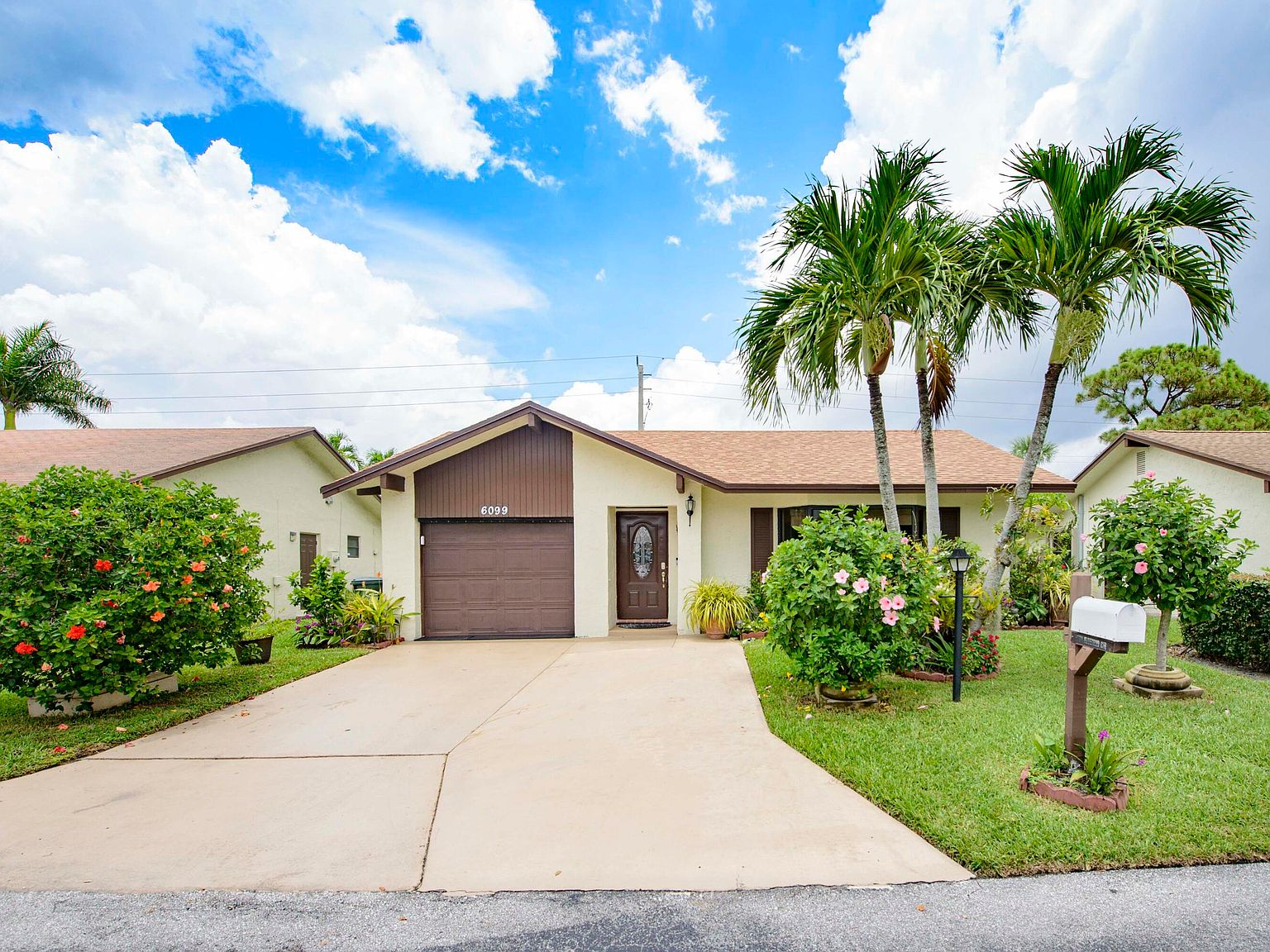 6099 Olivewood Cir, Greenacres, FL 33463 | MLS #RX-11000389 | Zillow