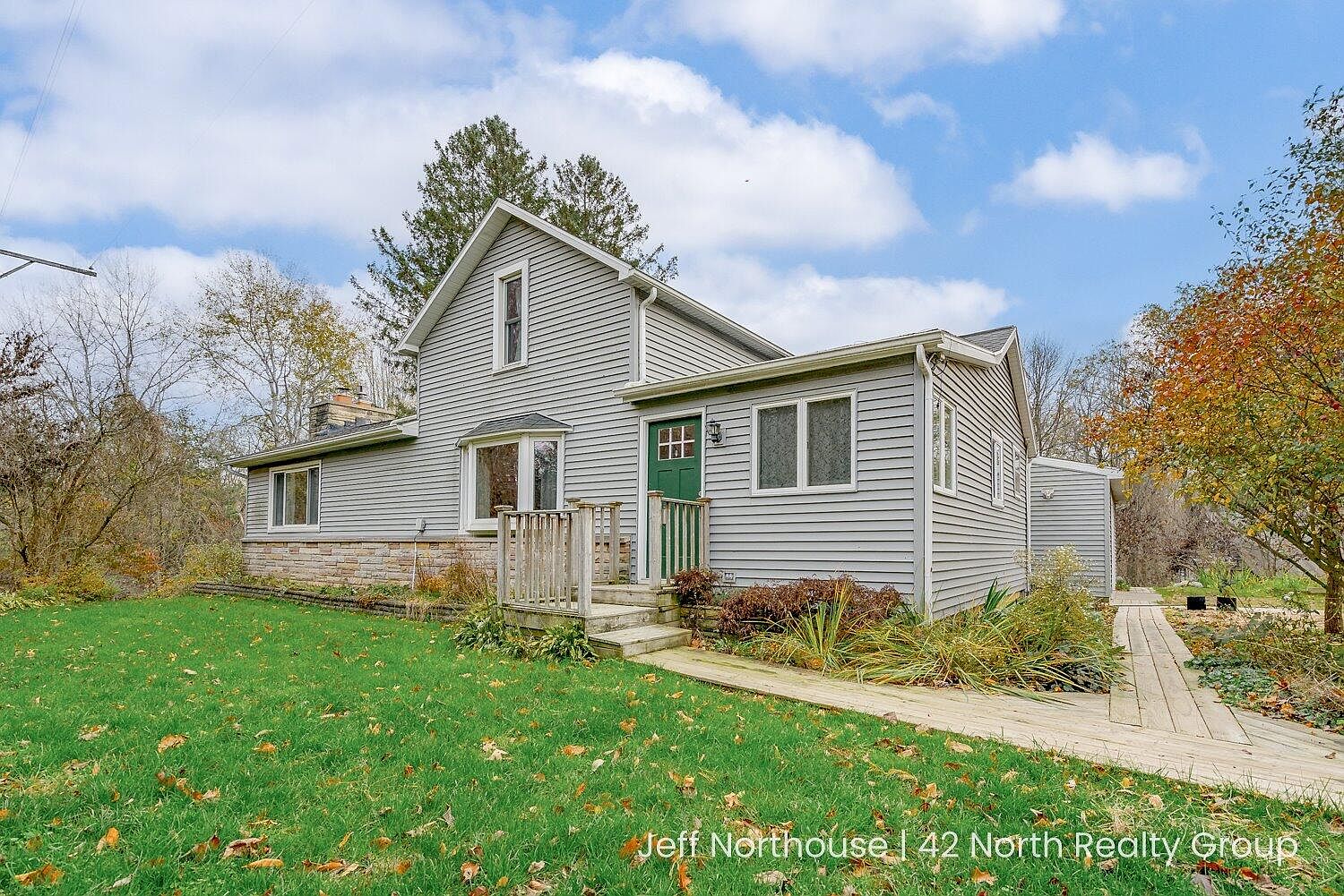 5560 Lacey Rd, Dowling, MI 49050 | MLS #23141485 | Zillow