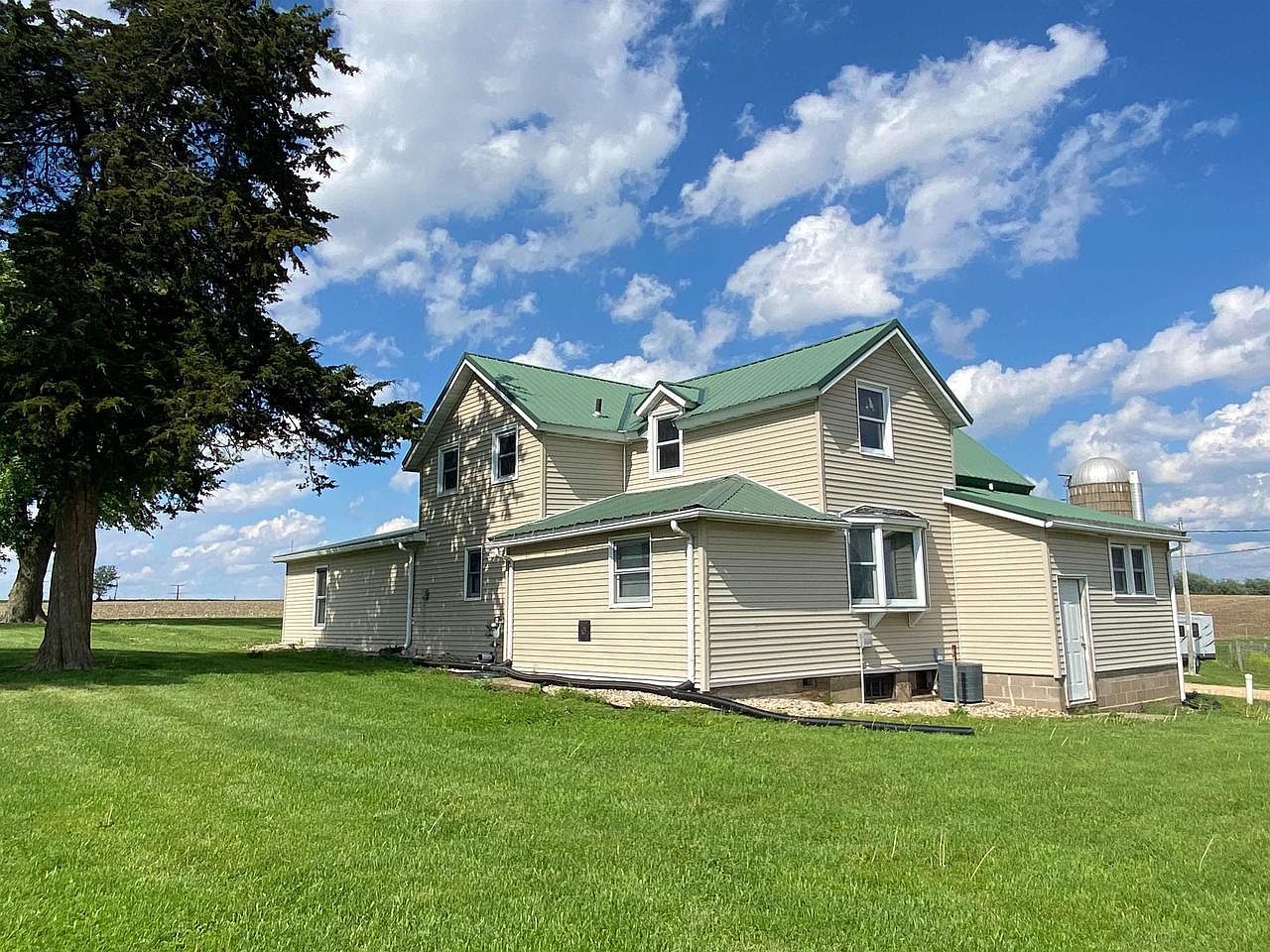 2951 Highway 80, Montfort, WI 53569 | Zillow
