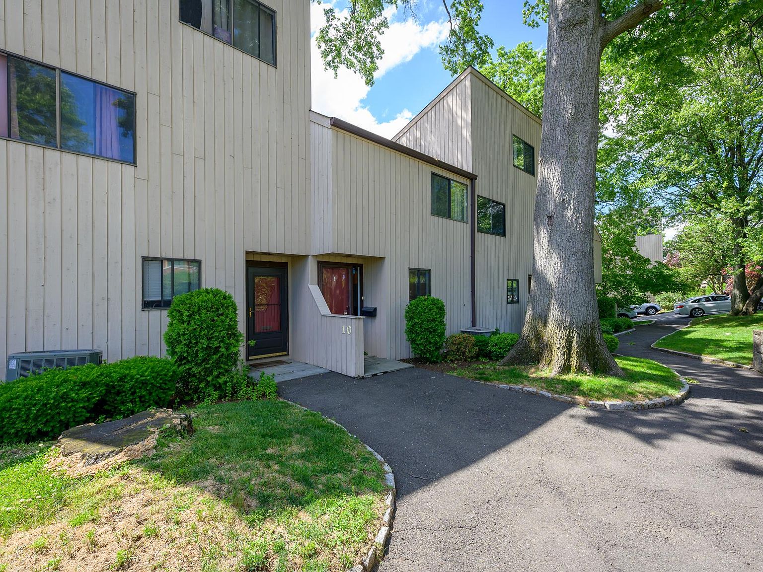 100 Hope St APT 10, Stamford, CT 06906 | Zillow