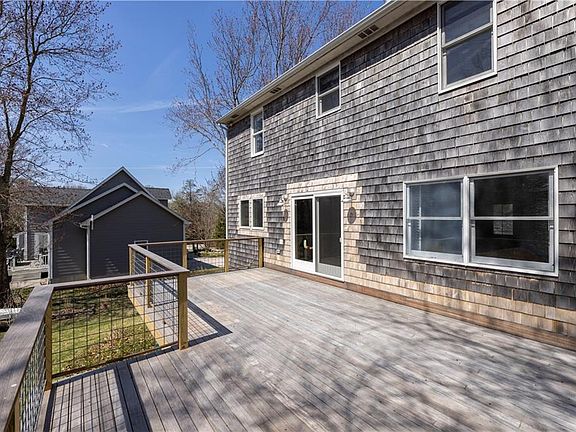 9 Ferry St, Jamestown, RI 02835 | MLS #1333037 | Zillow
