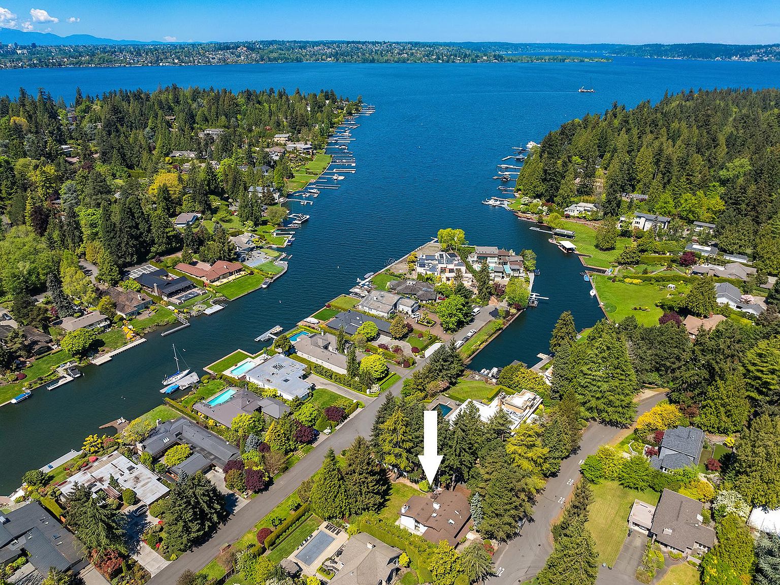 3039 Hunts Point Cir, Hunts Point, WA 98004 | Zillow