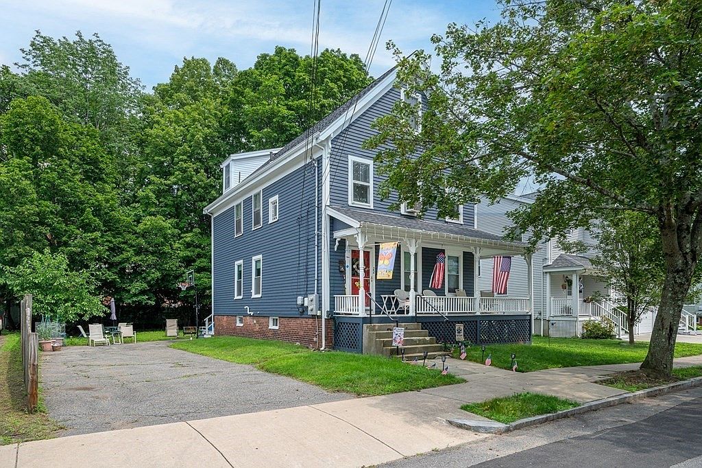 22 Lake St, Wakefield, MA 01880 | Zillow