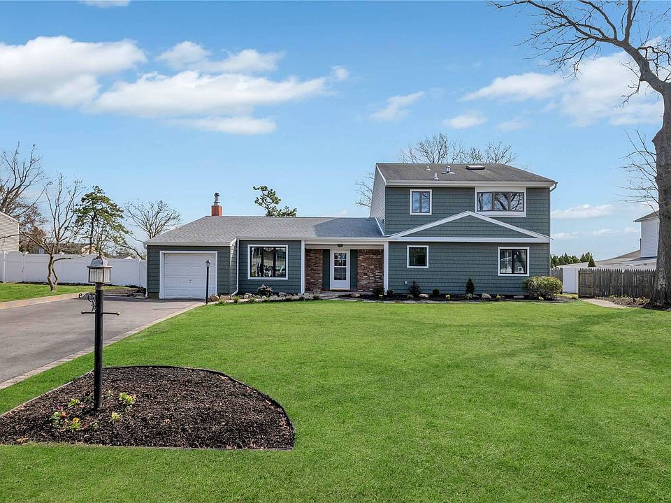 10 Porpoise Drive, Centereach, NY 11720 | Zillow