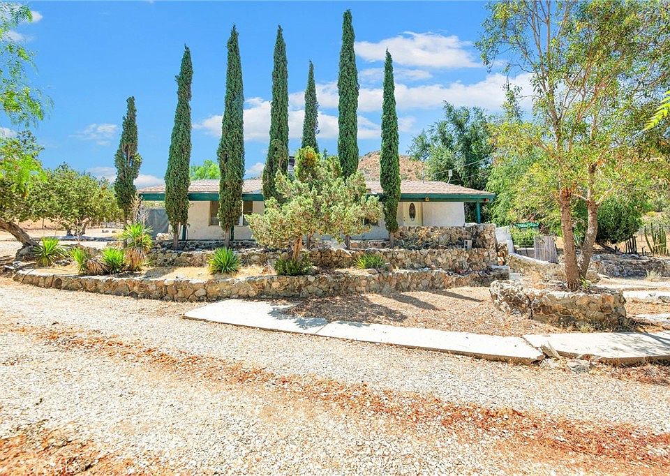 1702 Searchlight Ranch Rd, Acton, CA 93510 | Zillow