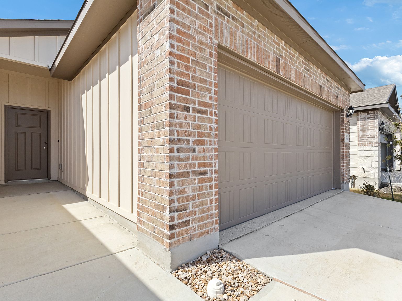 5511 Devils Gate #2, Converse, TX 78109 | Zillow
