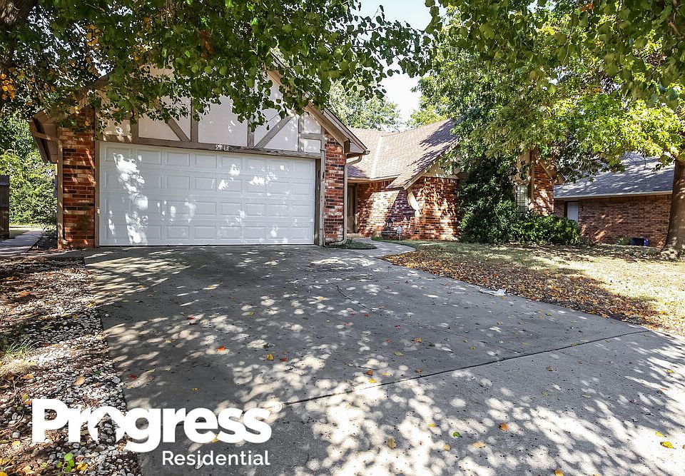 9713 Hummingbird Ln, Oklahoma City, OK 73162 | Zillow