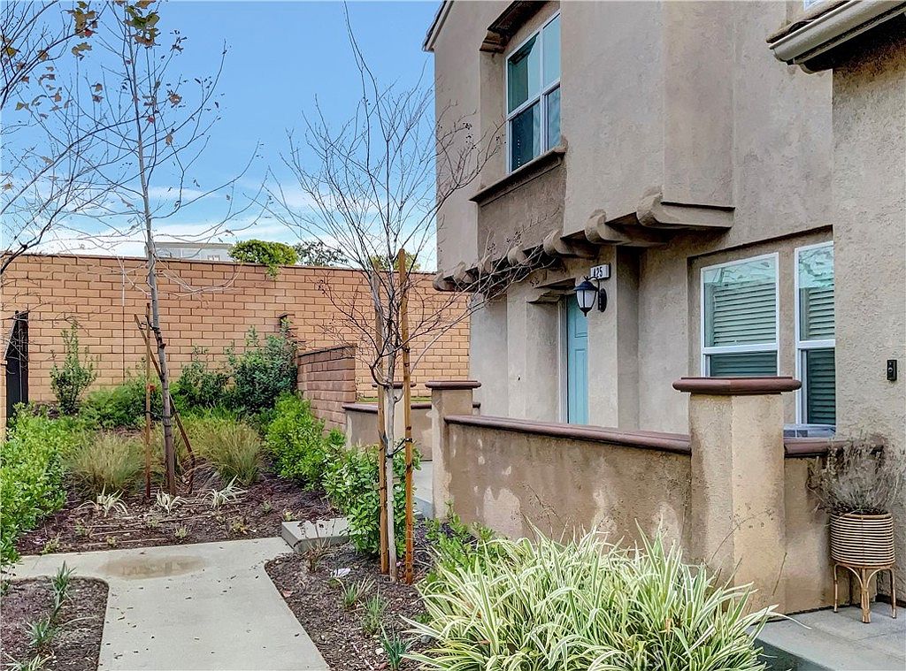 7155 Citrus Ave UNIT 425, Fontana, CA 92336 | Zillow