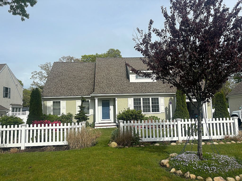 156 Settlers Ln, Hyannis, MA 02601 | Zillow