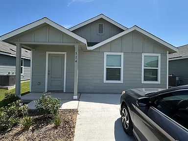 591 Commander Abbott Dr Jarrell TX | Zillow