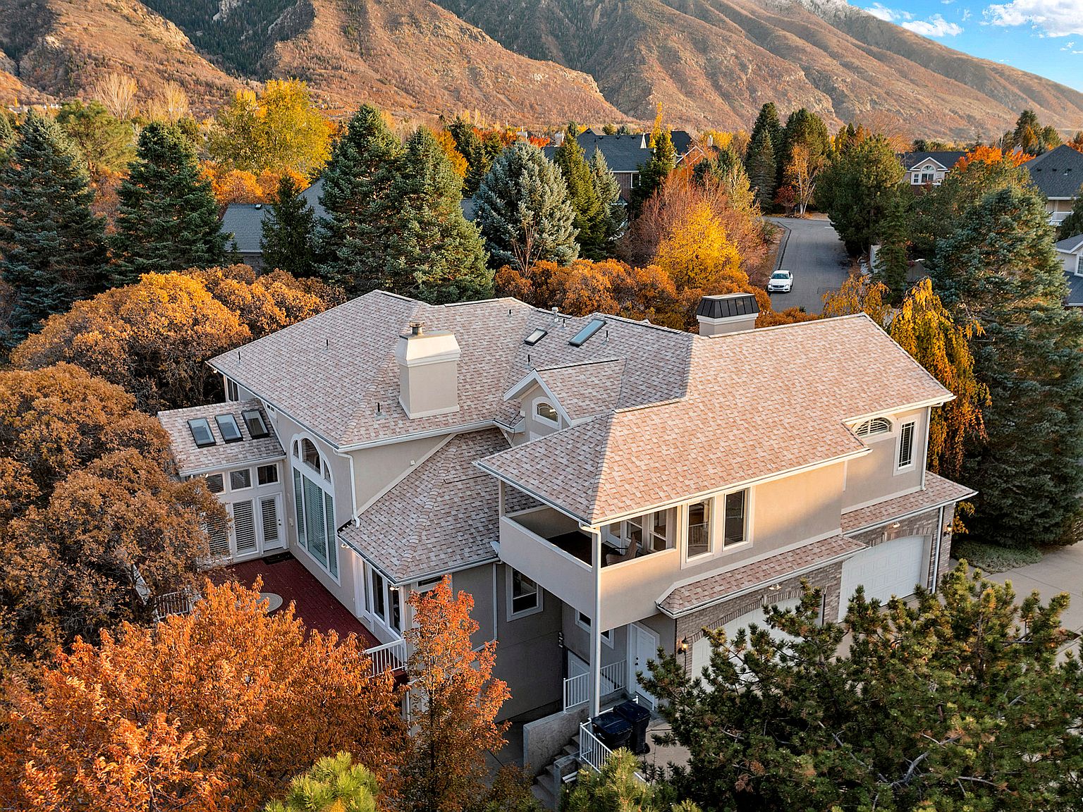 2 Pepperwood Pointe Ln, Sandy, UT 84092 | MLS #1900331 | Zillow