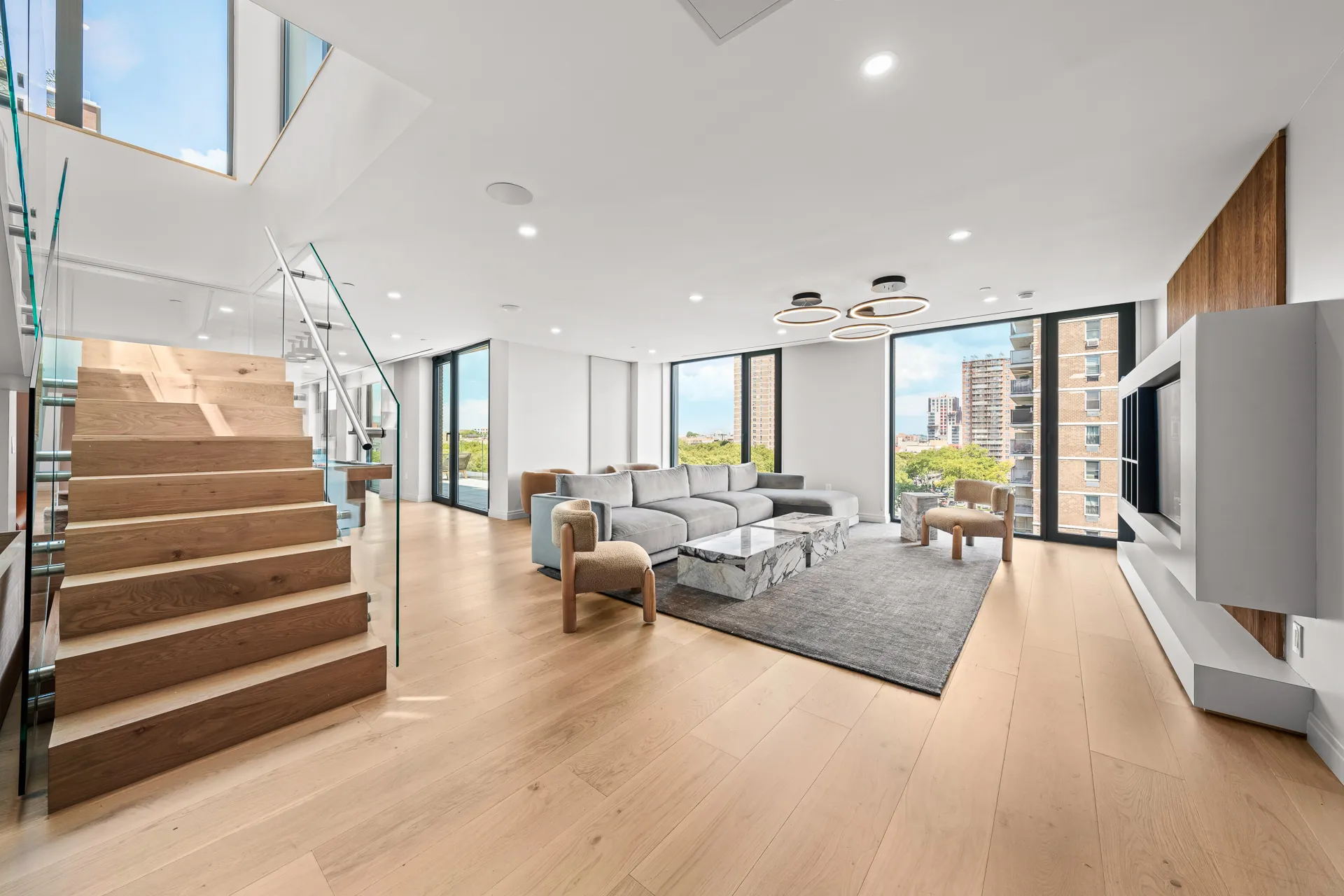 Lorimer House at 265 Lorimer Street in Williamsburg : Sales, Rentals ...