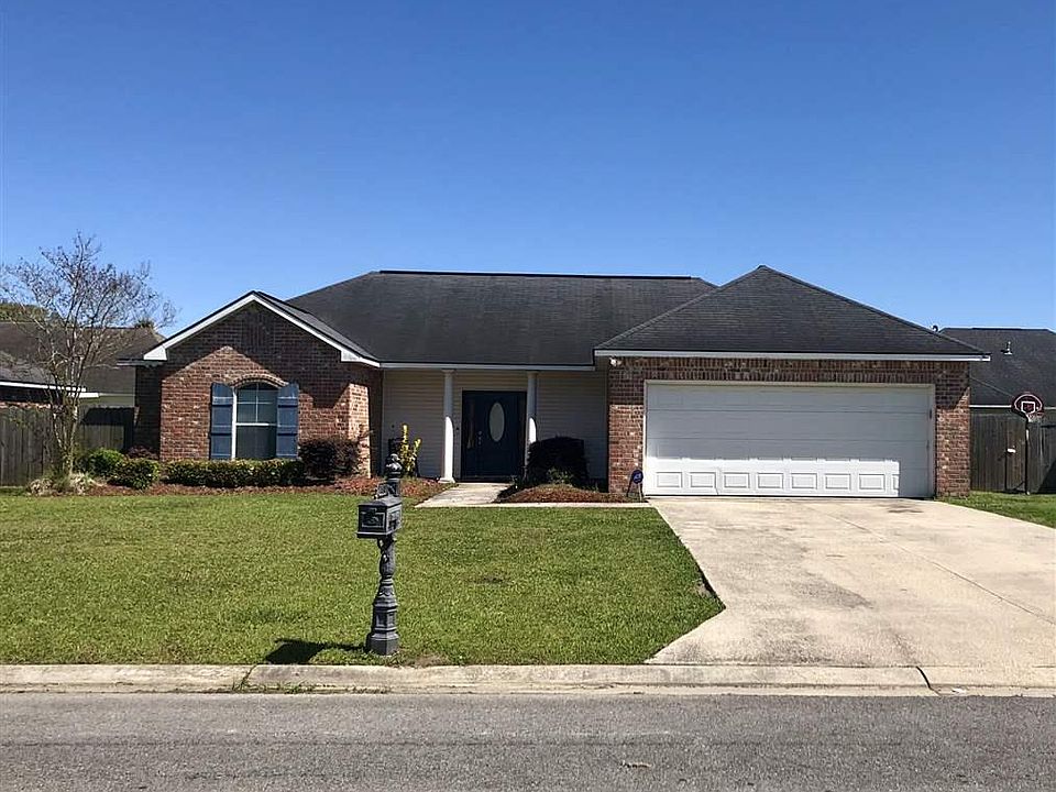 268 Key Largo Dr, Port Allen, LA 70767 | Zillow