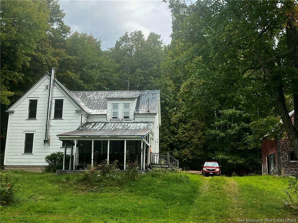 41 Irishtown Rd, Stanley, NB E6B 1B3 | MLS #NB116016 | Zillow