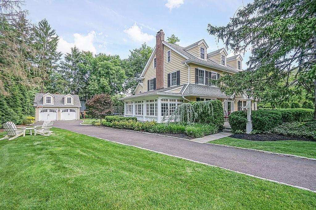 114 Colonial Ridge Dr, Haddonfield, NJ 08033 | Zillow