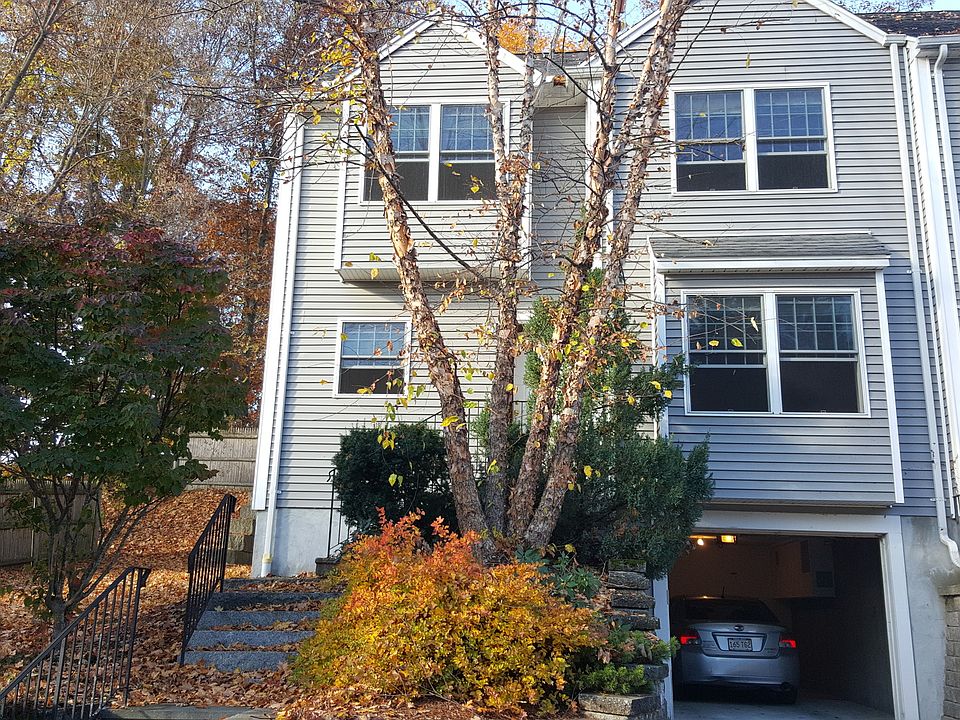 4 Edgemoor Cir #4, Wellesley, MA 02482 | Zillow