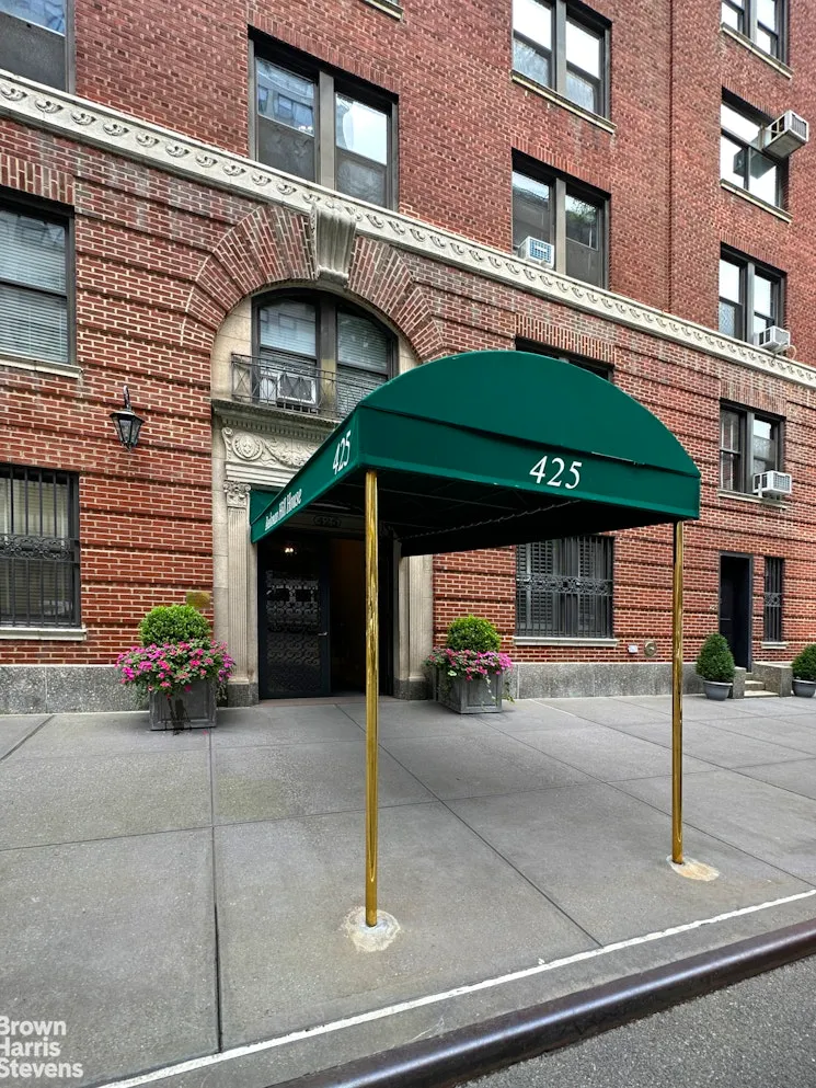 425 East 51st Street #2G in Beekman, Manhattan | StreetEasy