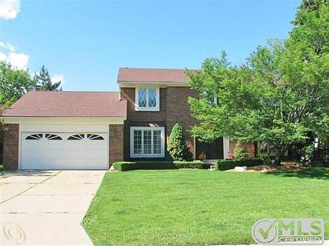 2390 Rancroft Beat, Rochester Hills, MI 48306 | Zillow