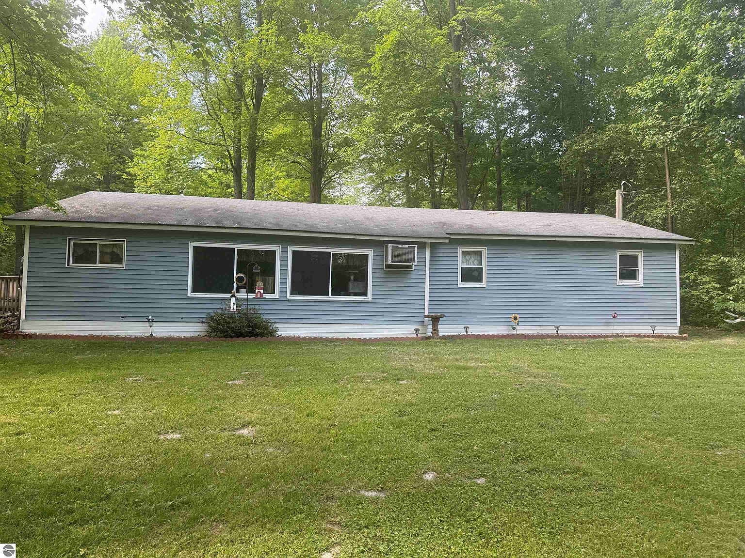 2100 W Jennings Rd, Lake City, MI 49651 | MLS #1935245 | Zillow