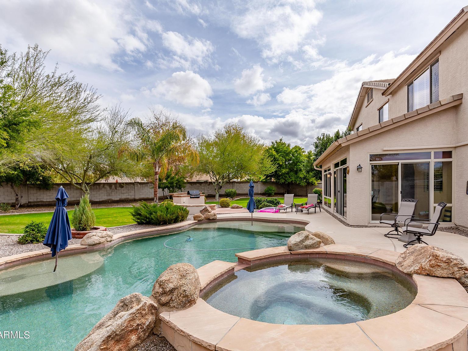 8408 W Midway Ave, Glendale, AZ 85305 | Zillow
