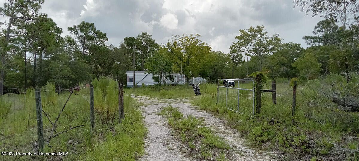 12210 Sunshine Grove Rd, Brooksville, FL 34614 | Zillow