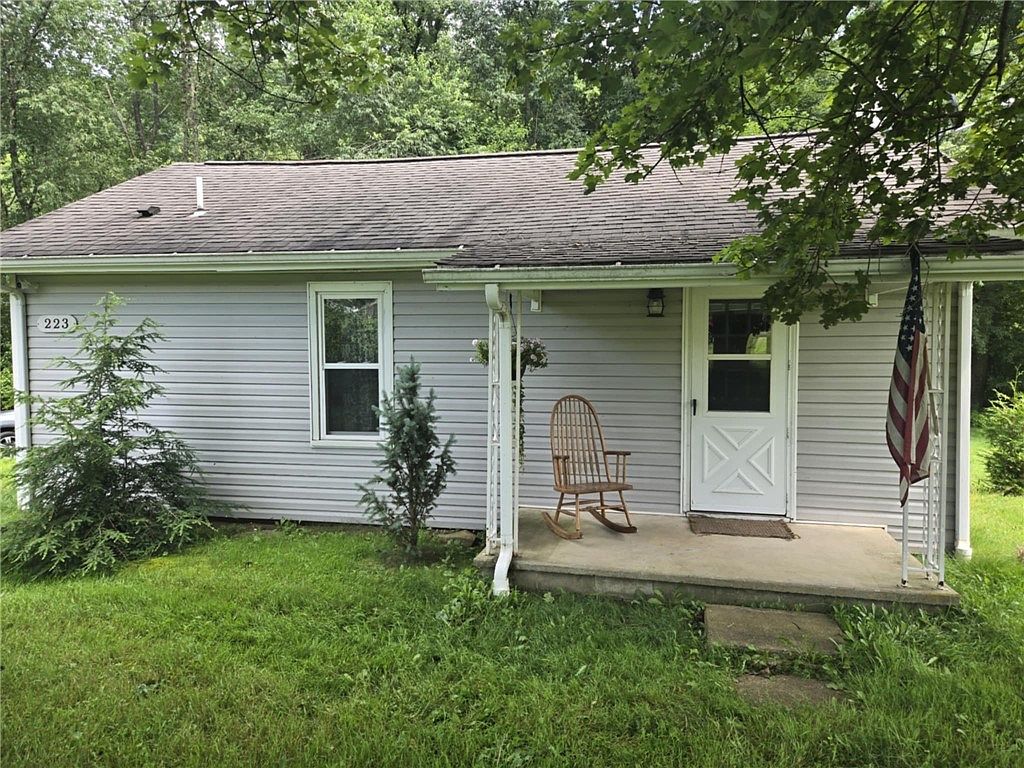 223 Park Ave, Bruin, PA 16022 | Zillow