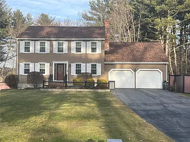 612 Central St Mapleville RI | Zillow