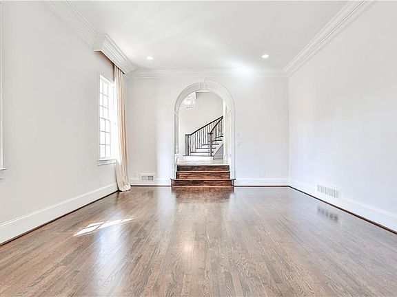 135 W Paces Ferry Rd NW, Atlanta, GA 30305 | MLS #7188739 | Zillow